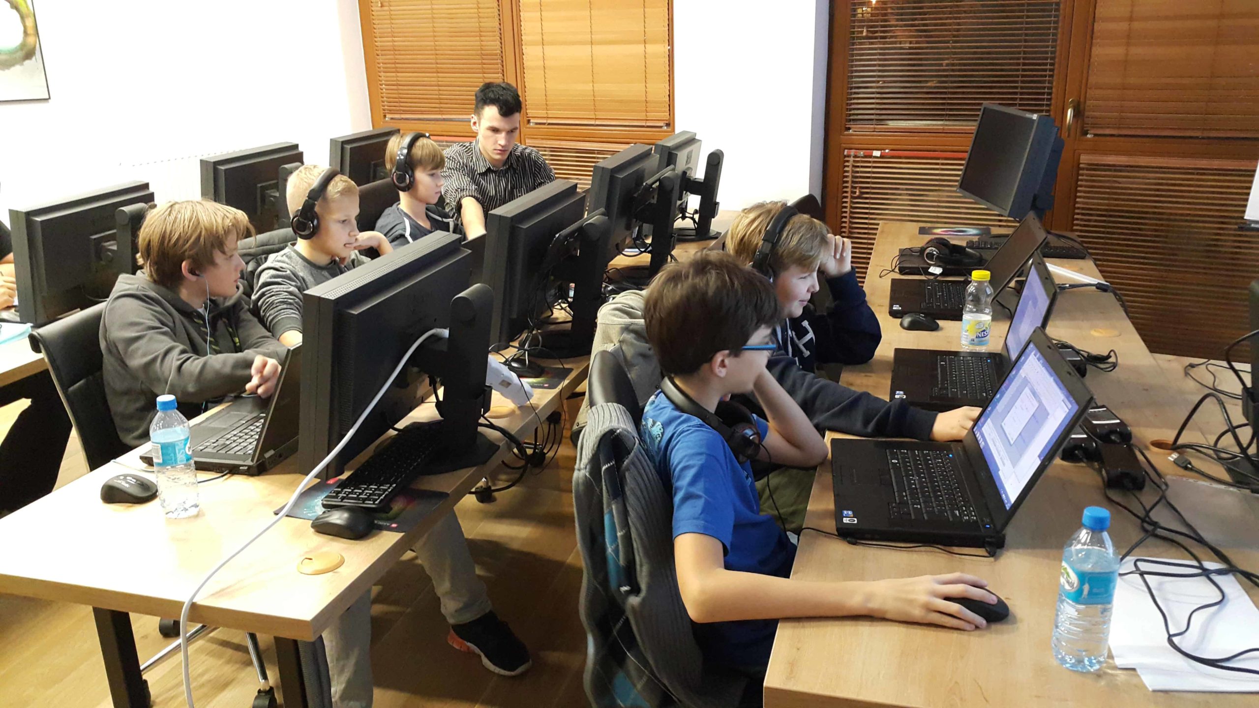 O nas - Creative Club - Warsztaty kreatywne dla dzieci i dorosłych